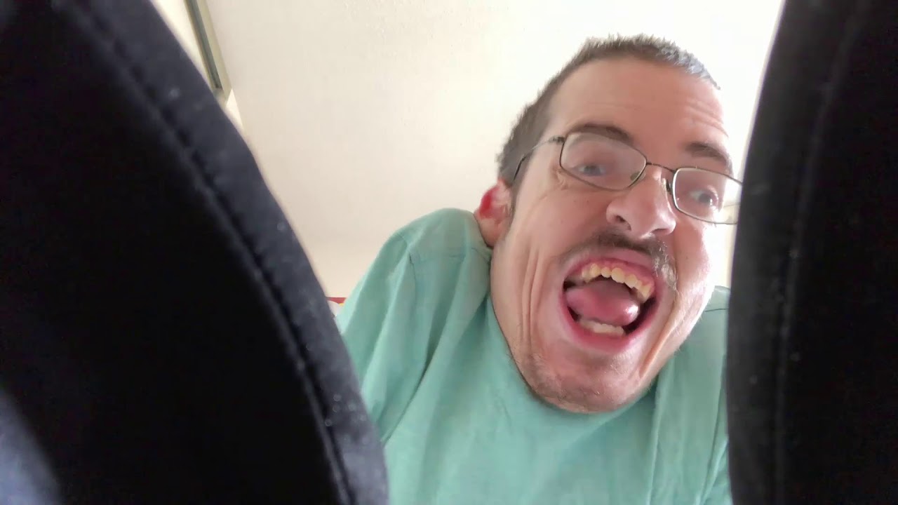 VOICES IN MY HEAD 🗣️ - Ricky Berwick - YouTube