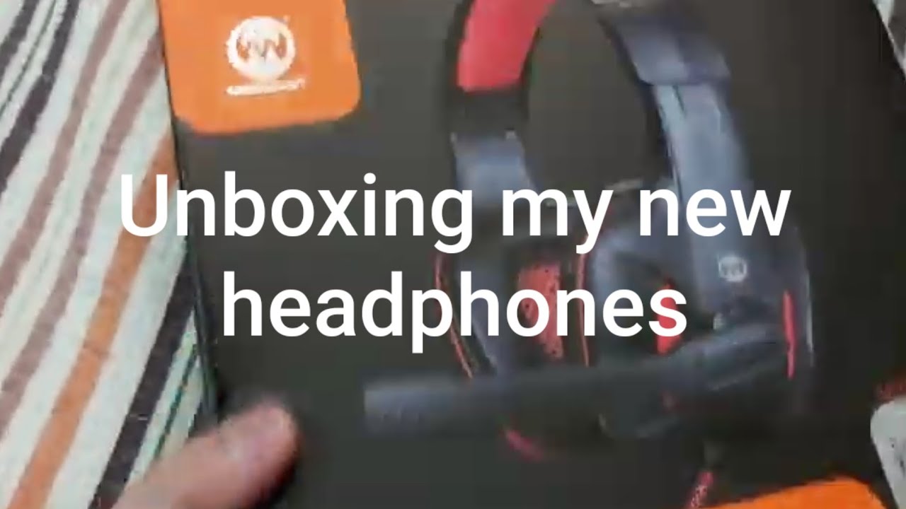 Unboxing my new headphones - YouTube