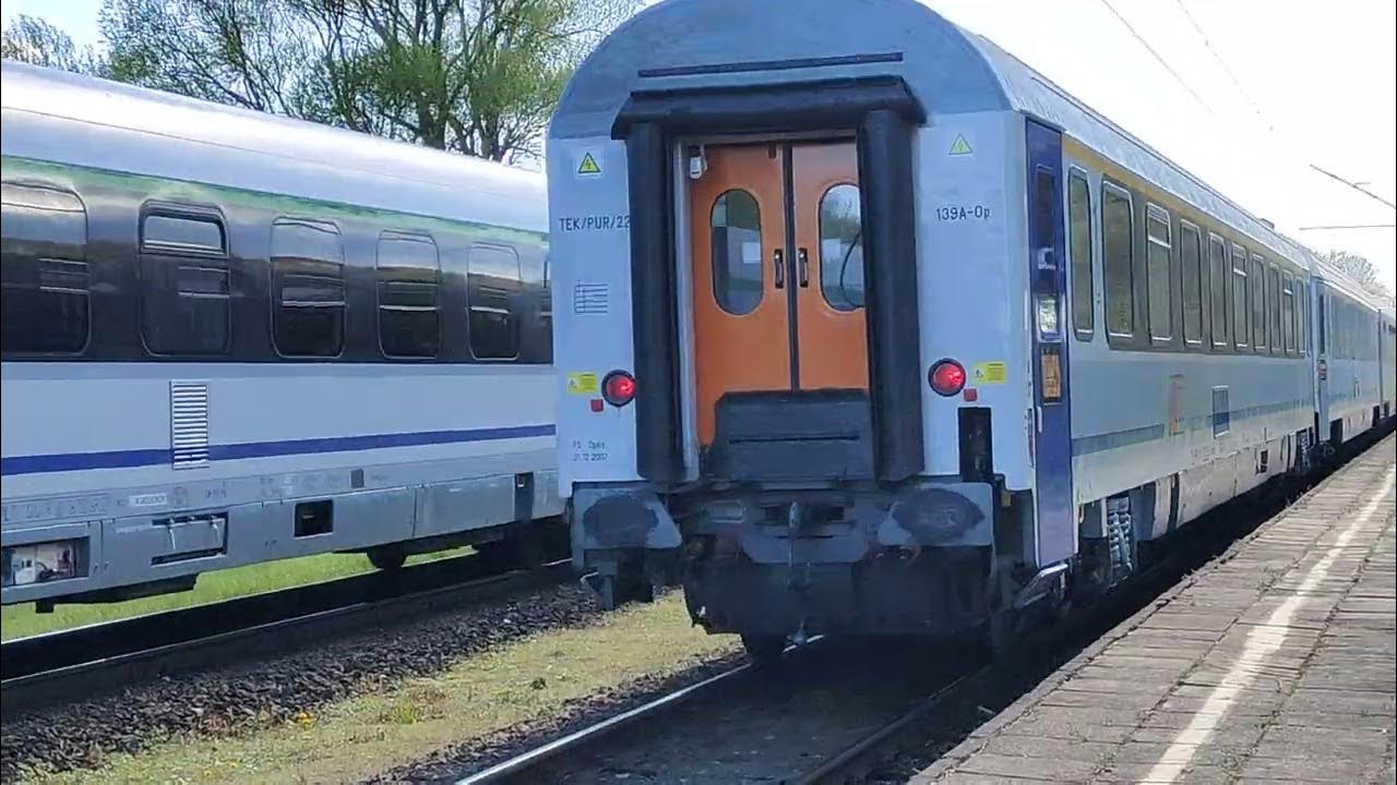 EP07-1010 IC POBRZEŻE - mijanka z IC SŁUPIA - YouTube