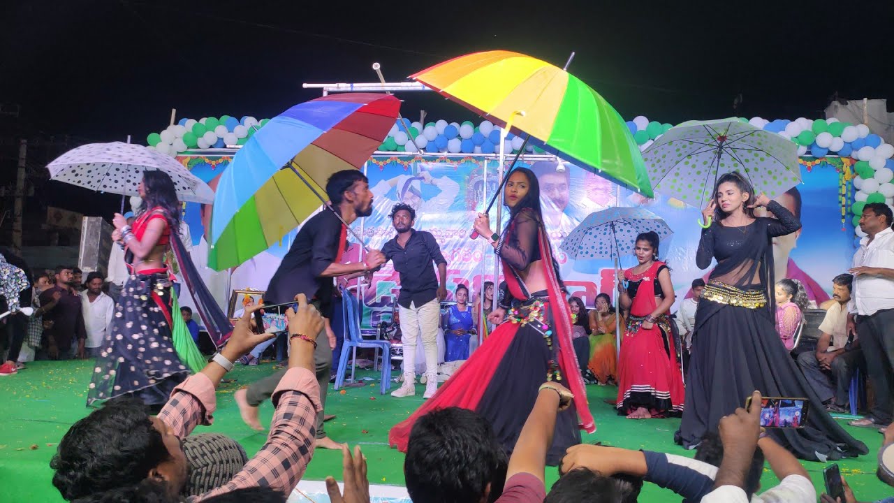 Chinuku Chinuku Andelatho song || YMR YOUTH || Gurajala - YouTube