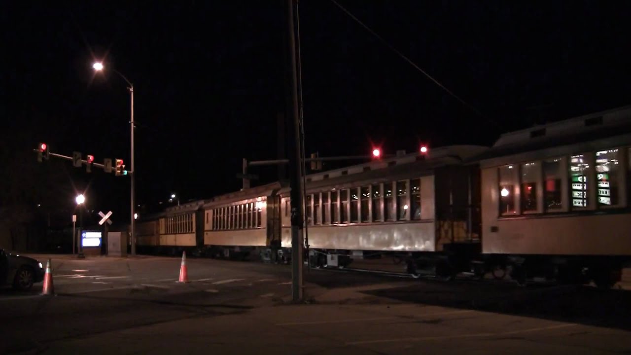 Durango and Silverton Polar Express Crossing Main Street - YouTube
