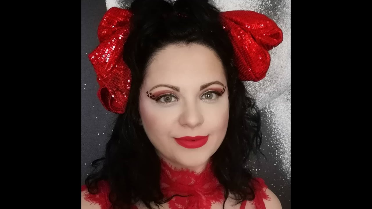 red makeup inspiation like roses and heart - YouTube