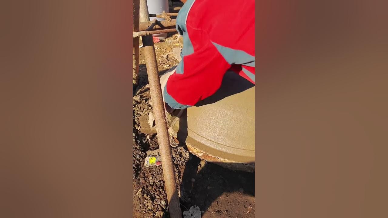 The whole process of making clay on the big earthen pot mold - YouTube