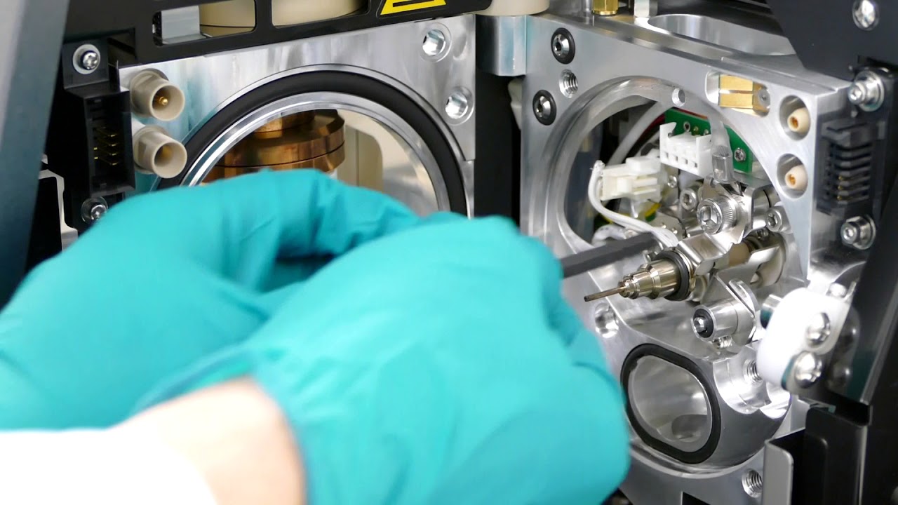 Desolvation Line-Wechsel | DE | LCMS-8060 | Shimadzu - YouTube