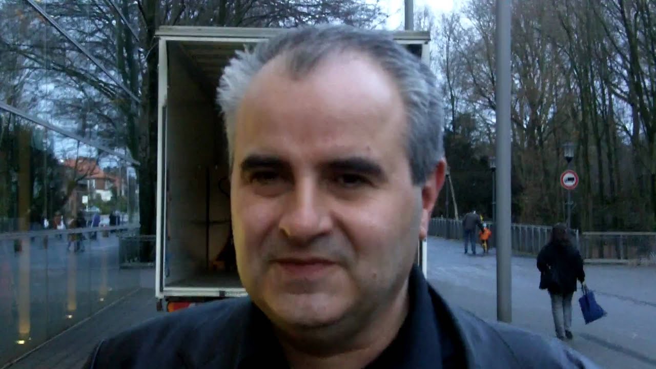 Rohdaten Kodak Zi8 (Interview mit Stefan Laurin, @ruhrbarone) - YouTube