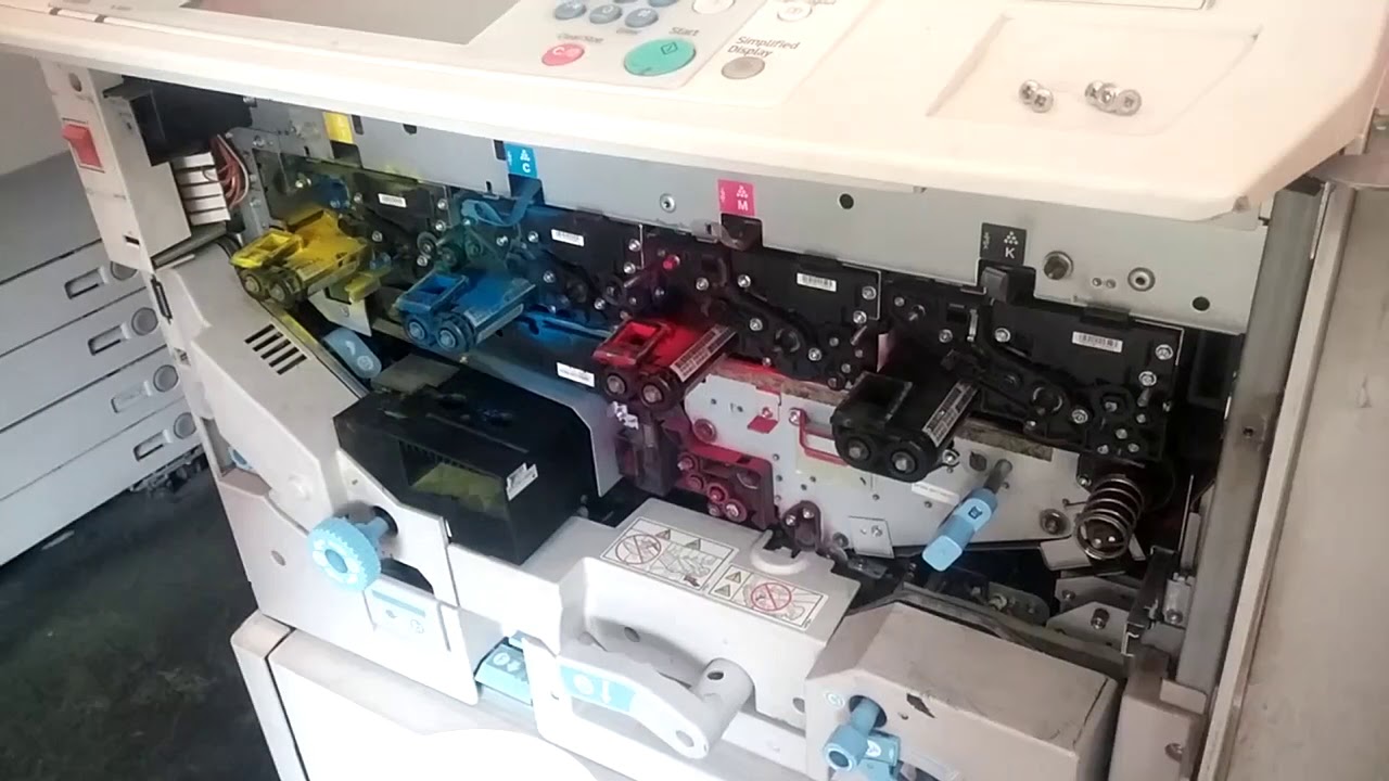 Como Cambiar cuchilla de limpieza Ricoh Aficio MP C6000 - YouTube