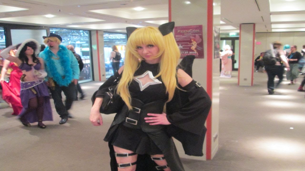 DoKomi 2016 Cosplay Pictures - YouTube