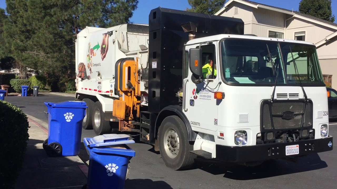 Autocar ACX Labrie Automizer, and 3 more Brand New trucks | Napa ...