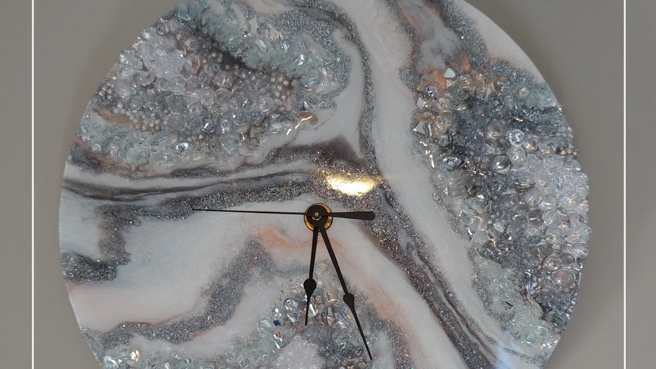 #8 - How to make a geode resin clock - Part 1 of 2 - WOW! - YouTube