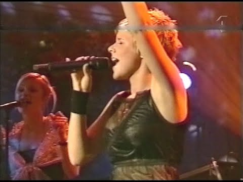 Robyn - Play (Tusenårsfesten 1999-12-31)