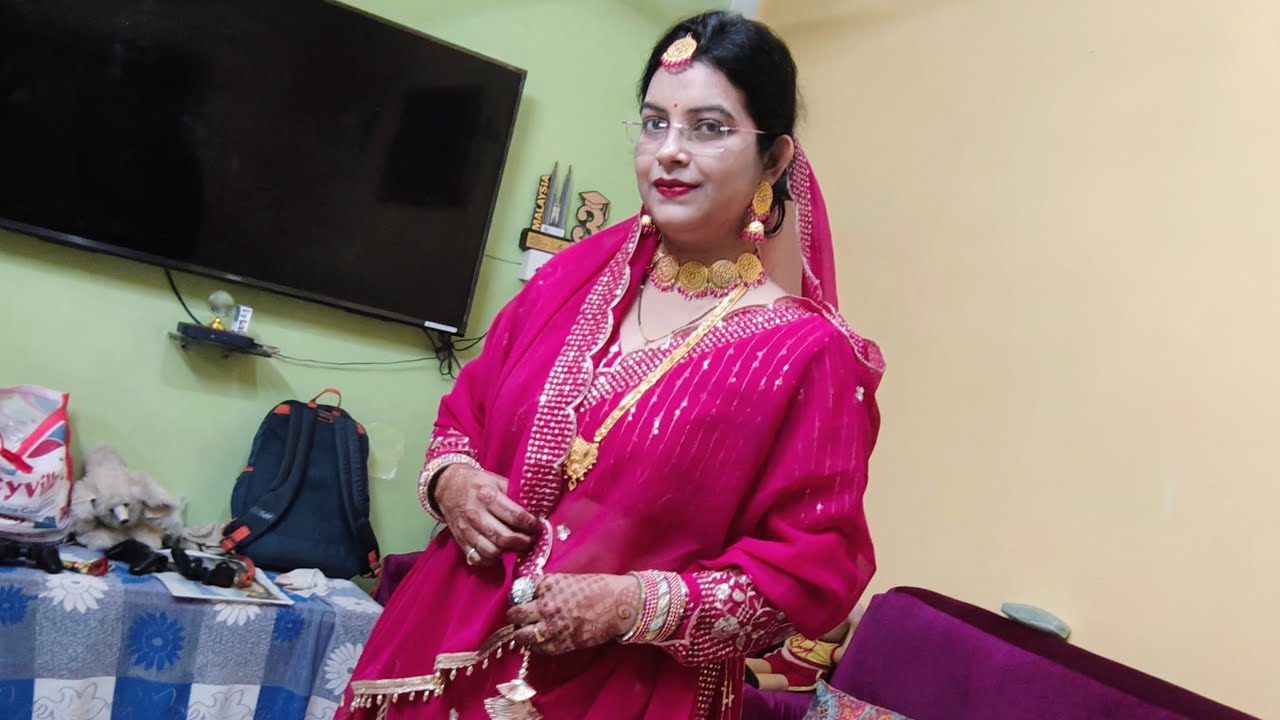 Poonam V Jhariya is live🤗 Great day ️💕 - YouTube