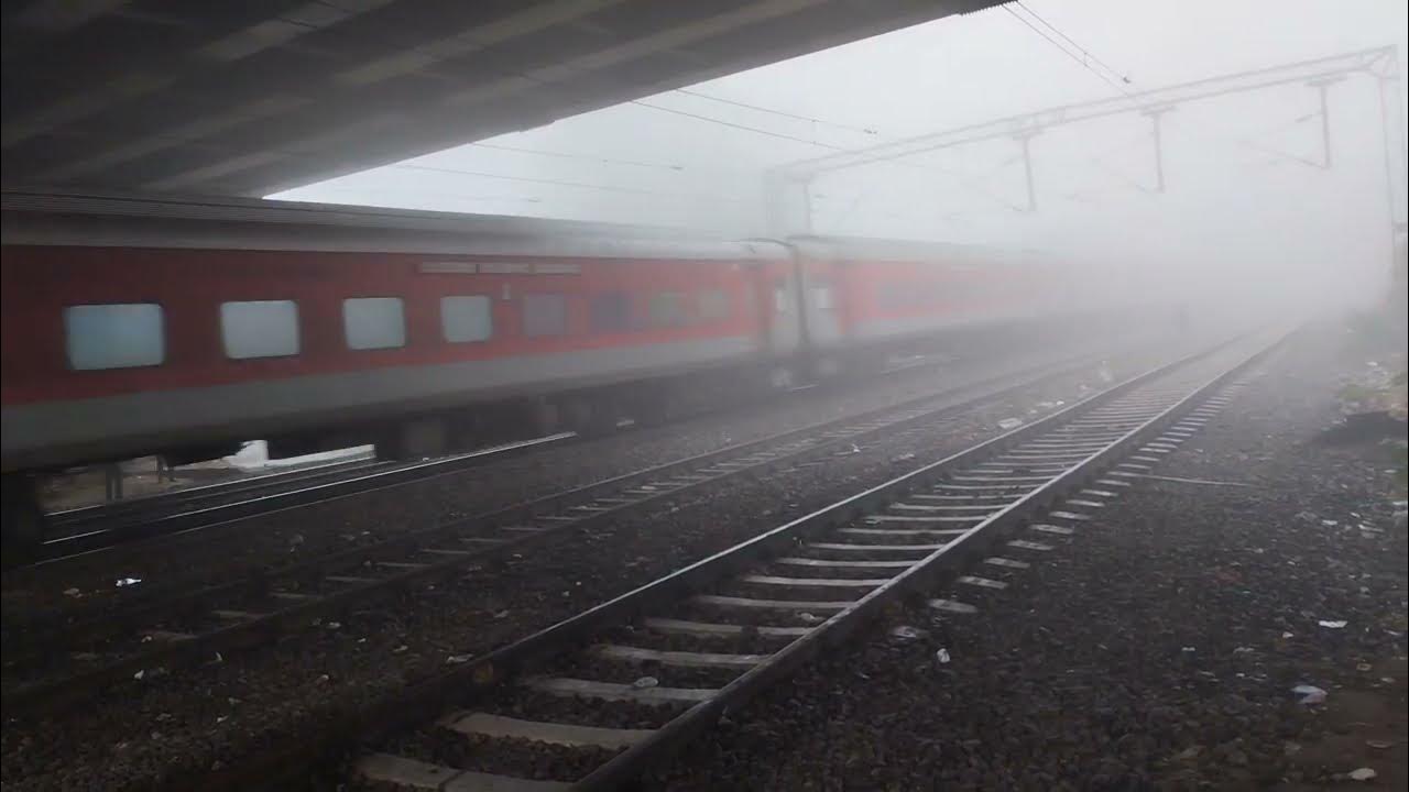 Anand Vihar Terminal Mau Superfast Express 22540 | Anand Vihar Terminal To Mau | My Smart Vlog ...