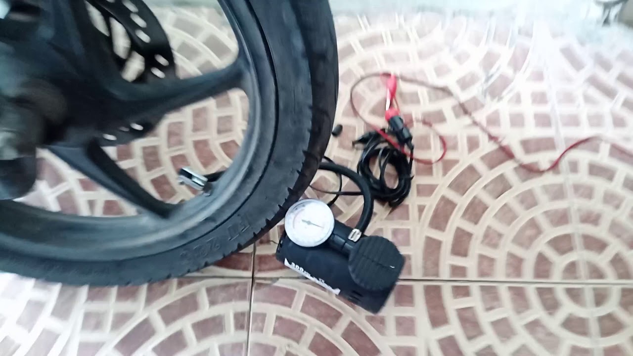 Pompa angin dc 12 volt tes adaptor 12 volt 10 amper - YouTube