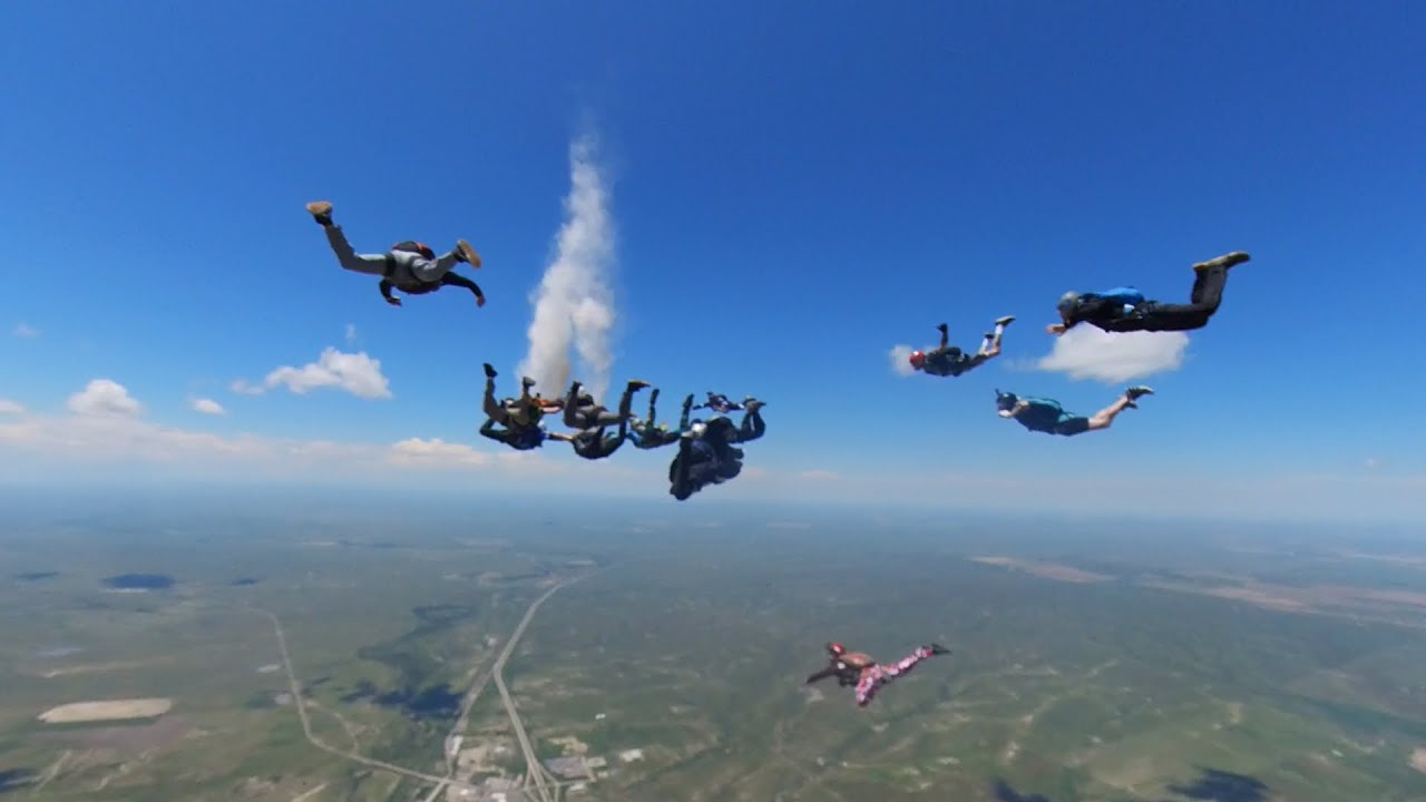 Dans Ash Jump - YouTube