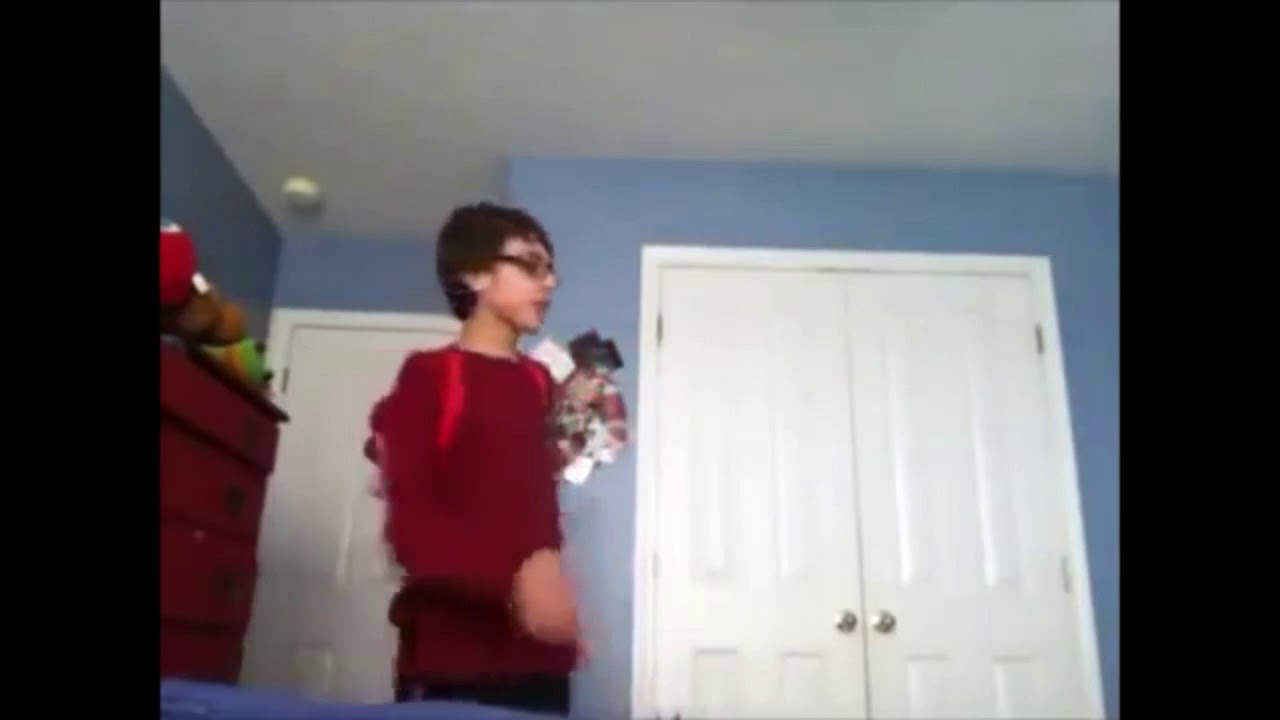 Kid Screams and throws tantrum over sonic. Evil edition - YouTube