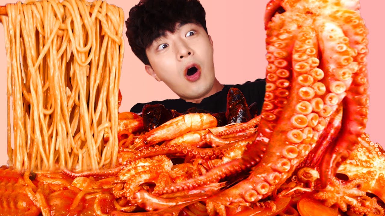 ENG SUB)Delicious! Spicy Seafood Stir-fry Noodle Eat Mukbang🔥Korean ...