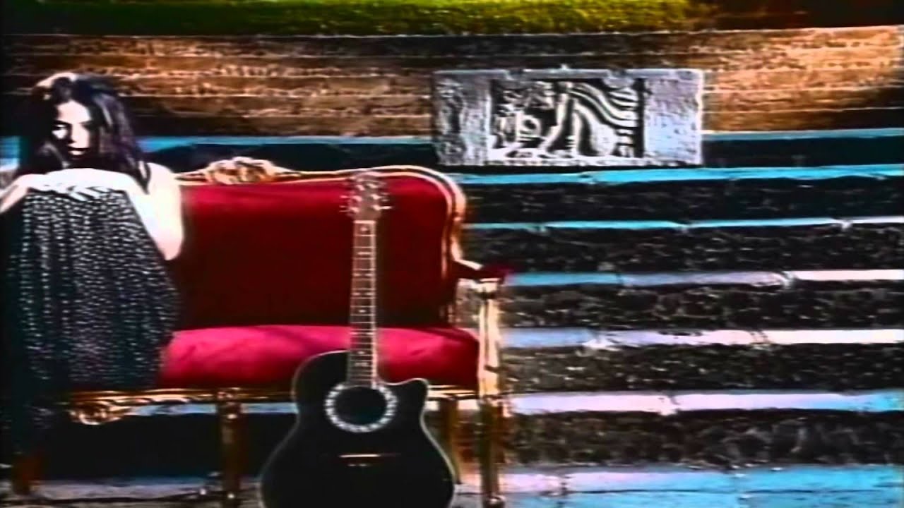 Shakira - Dónde Estás Corazón [Official Music Video] HD - YouTube