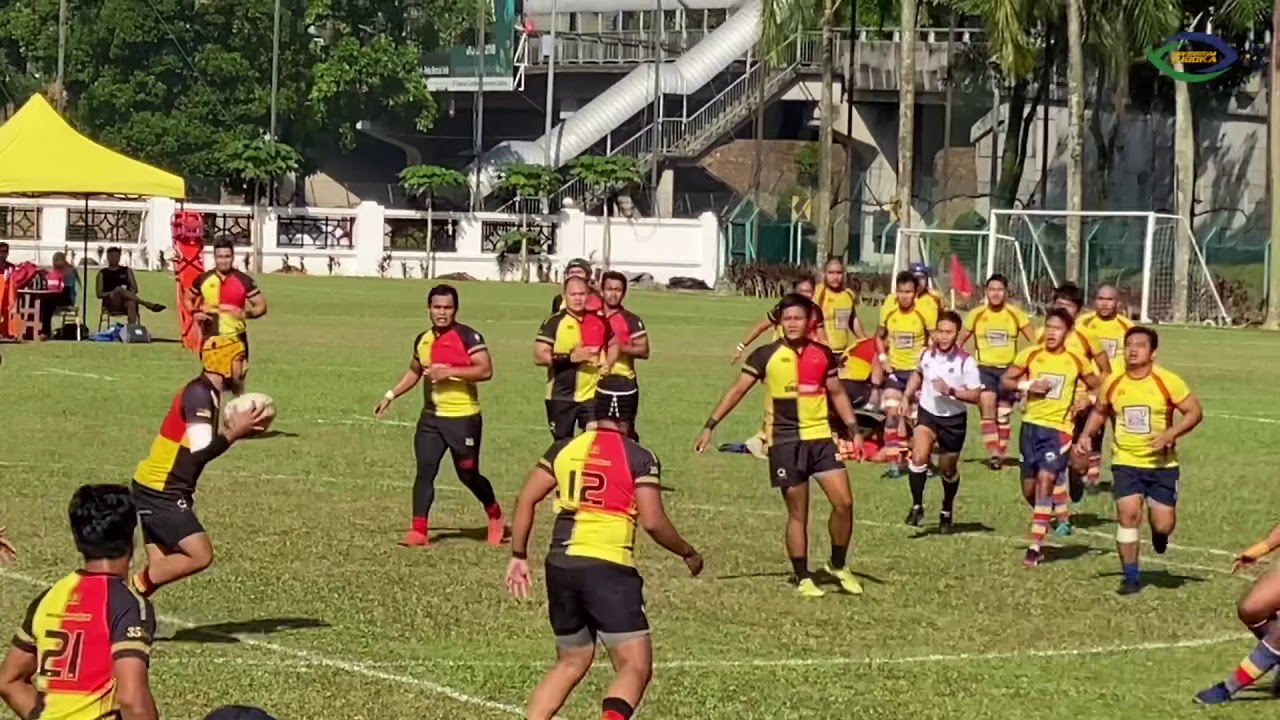 JT’s RUGBY FAILS AND FUNNY BLOOPERS: FANCY NO LOOK PASS - YouTube