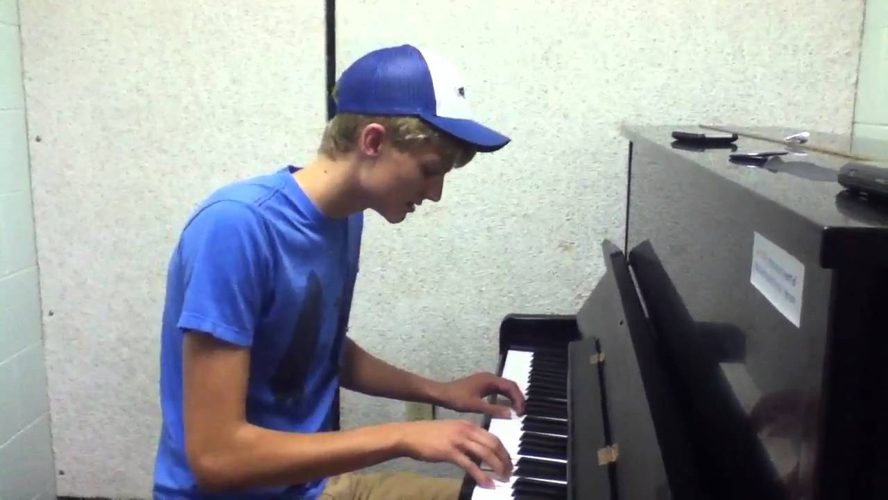 Josh playing Darling I Do by Landon Pigg and Lucy Schwartz - YouTube