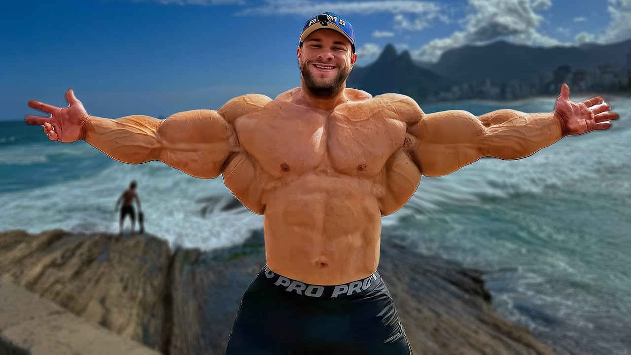 THIS RUSSIAN MASS MONSTER IS LOOKING LIKE A GIANT - BUILT LIKE A REAL ...