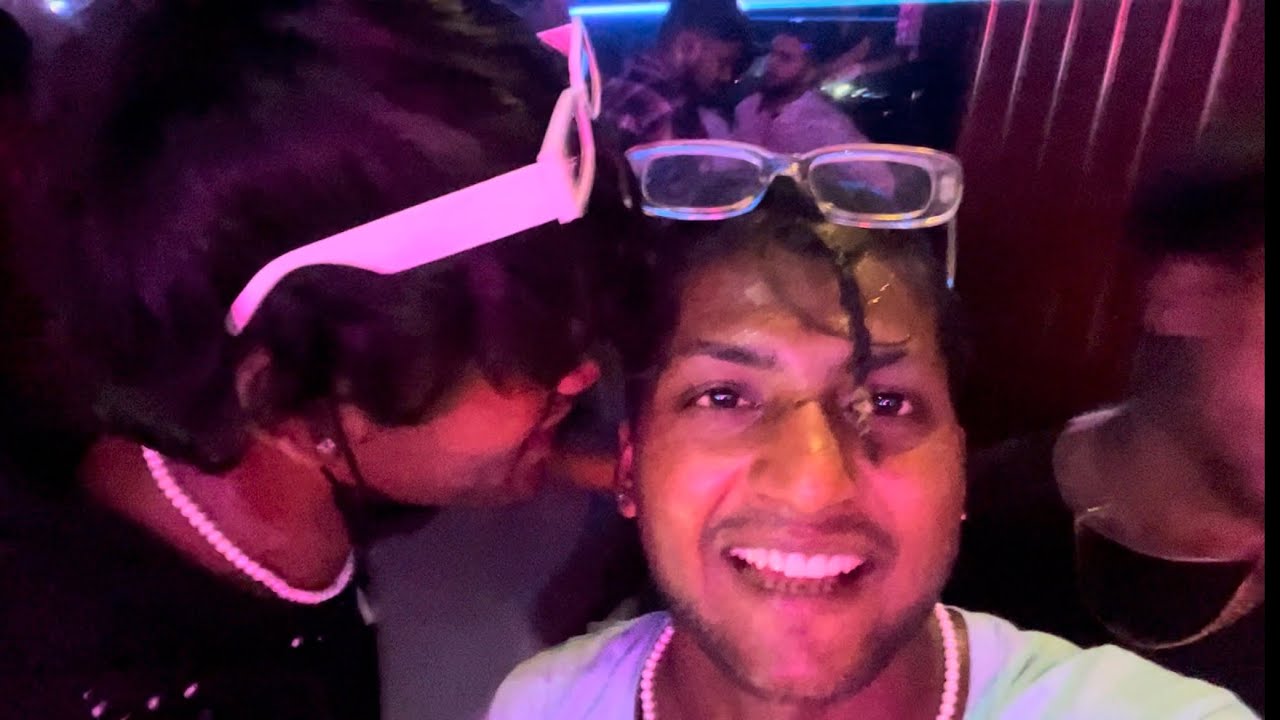 Lucknow vlog video 📹 club Mein machaya Dhamal //Mohit Rathore na😱😱🕺🕺🙏♥️ - YouTube