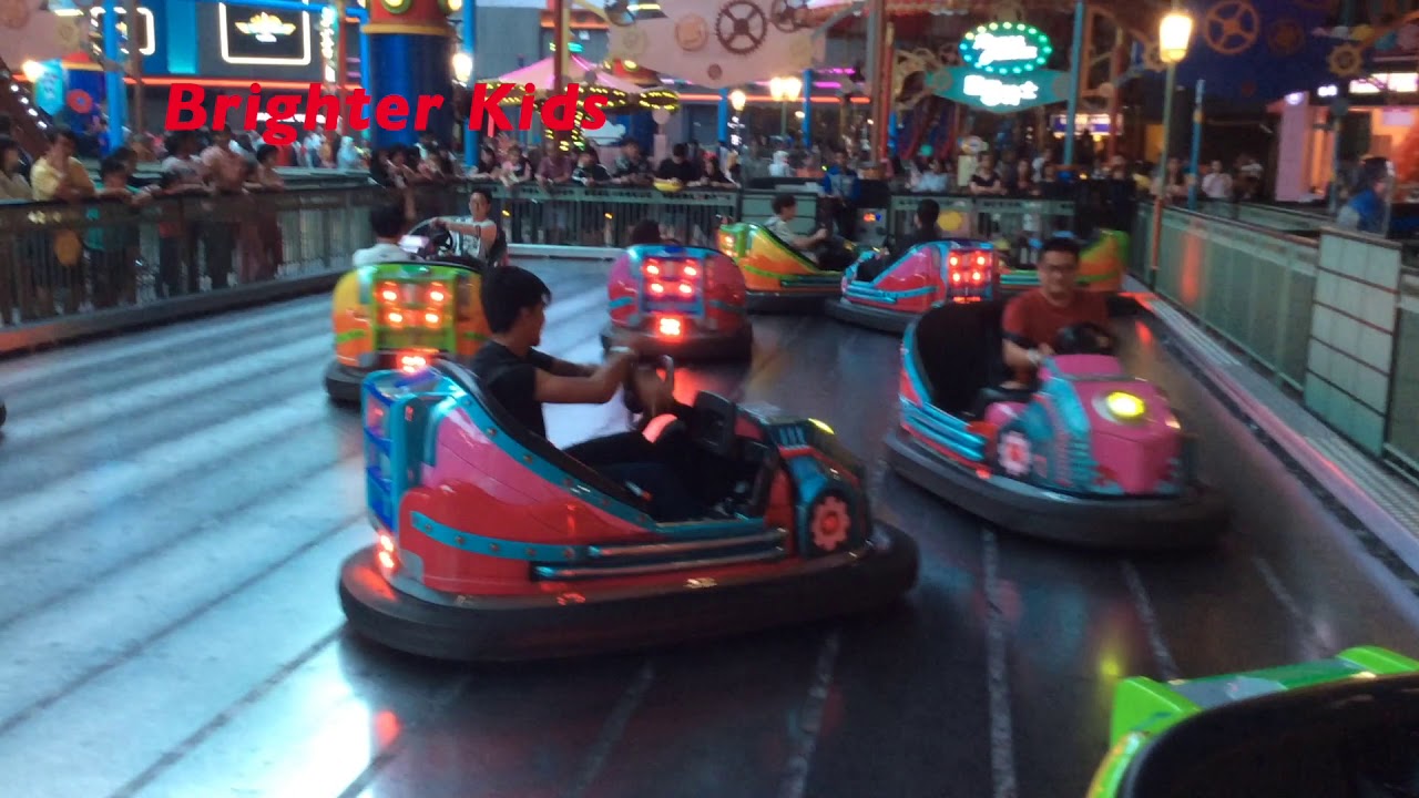 Boo Boo Bump - Bumper Car Ride - Skytropolis Indoor Theme Park - YouTube