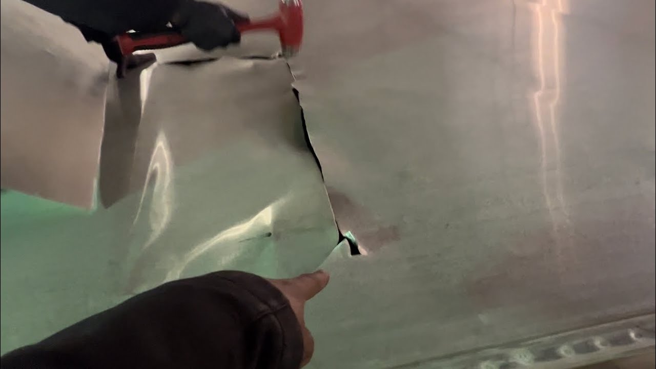 ROOF PATCH ALUMINUM TRAILER #trailer #mechanic #fabrication #work - YouTube