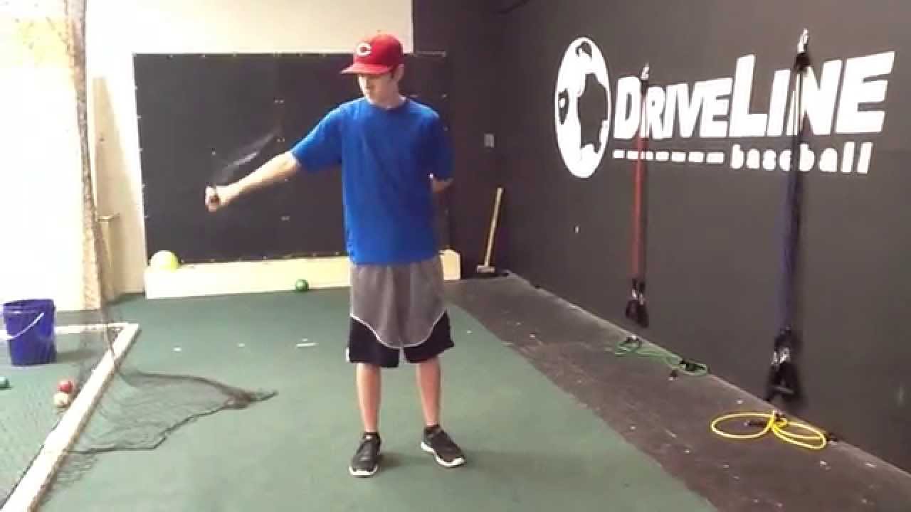 Switch pitcher warming up using the Shoulder Tube - YouTube