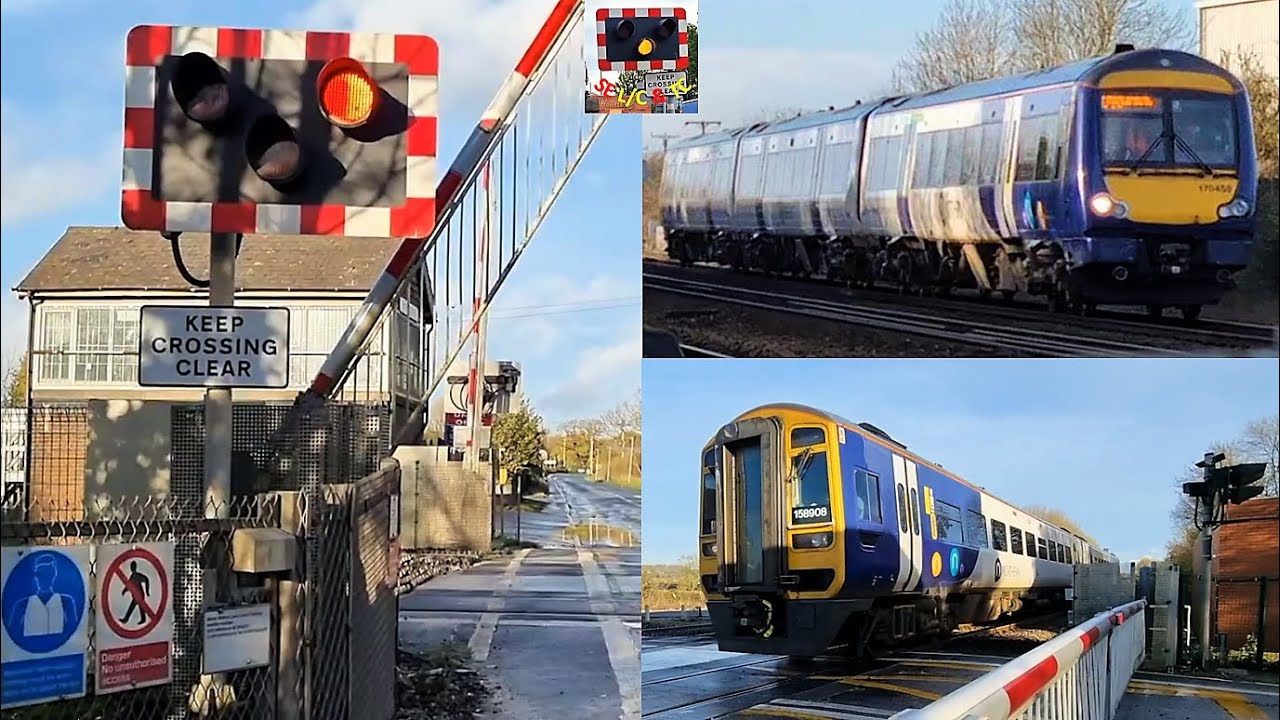 Melton Level Crossing, East Riding of Yorkshire - YouTube