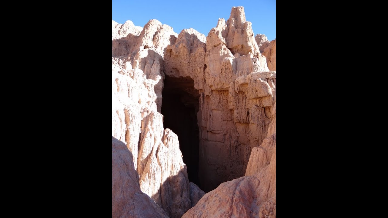Awesome Pit Caves in Cathedral Gorge State Park, NV - YouTube