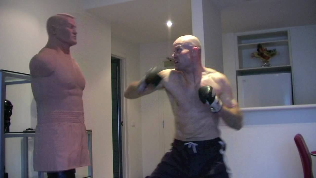 BOB Power Punching - YouTube