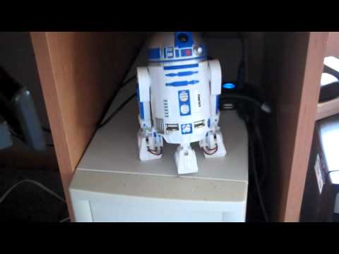 R2D2 USB from ThinkGeek.mp4