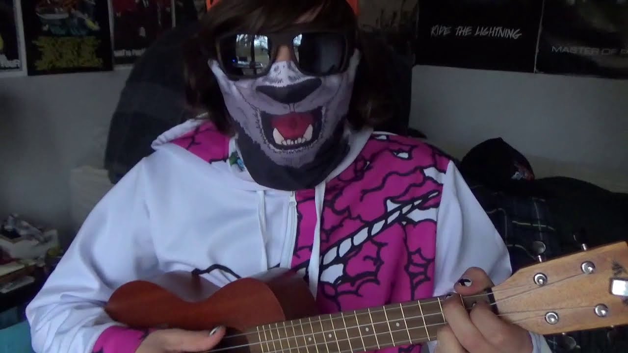 Minecraft Music on the Ukulele (Sweden) - YouTube
