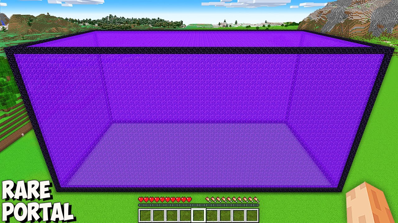 What is HIDDEN inside THE BIGGEST RARE PORTAL BLOCK in Minecraft? I ...