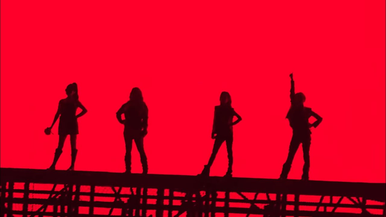 [4K] 2NE1 opening + fire, Welcome back tour 2024 HK - YouTube