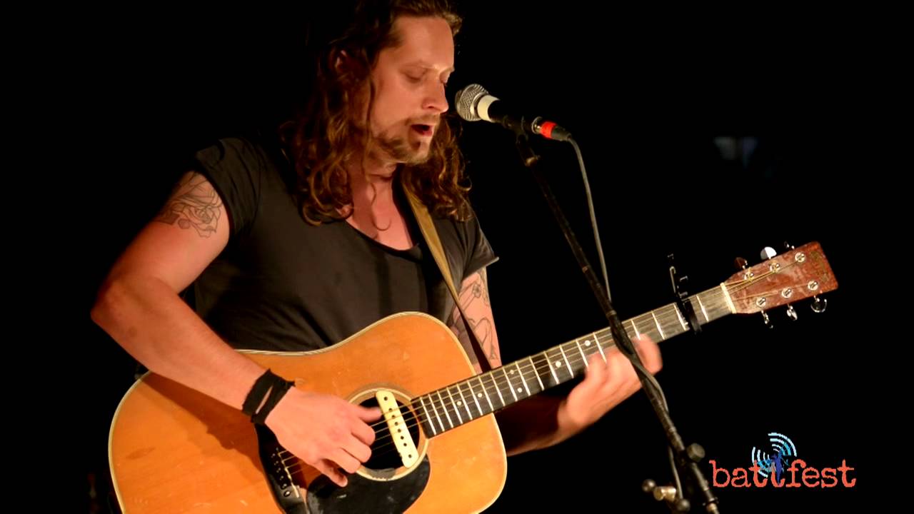 Lloyd Williams "Everlasting Sorrow" @ Battfest 2013 - YouTube