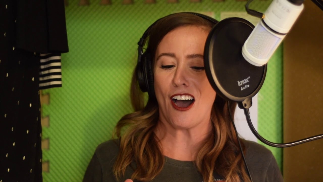 Janell Lenfert does 10 boy voices in under a minute! (My ode to Nancy ...