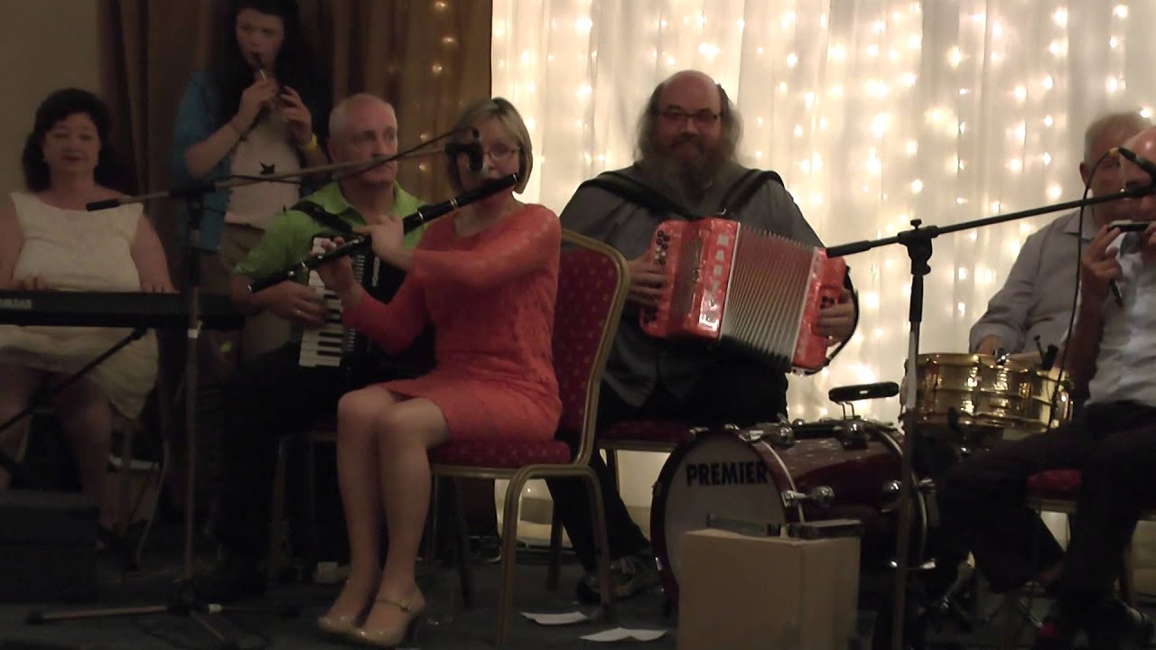 Mick Foster and friends (The Crooked Road CD launch) - YouTube