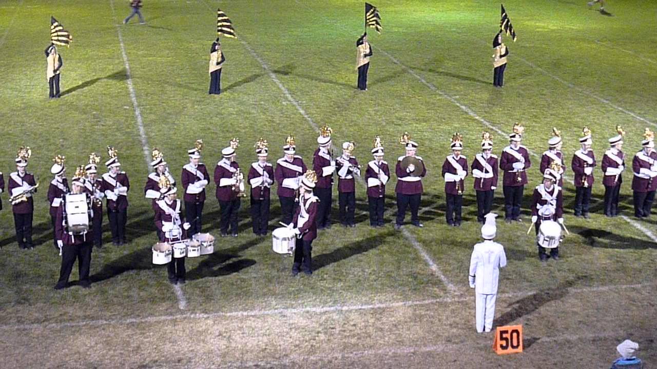 Marching Menominee Maroons HALFTIME 10-4-2012 Hail To The Varsity ...