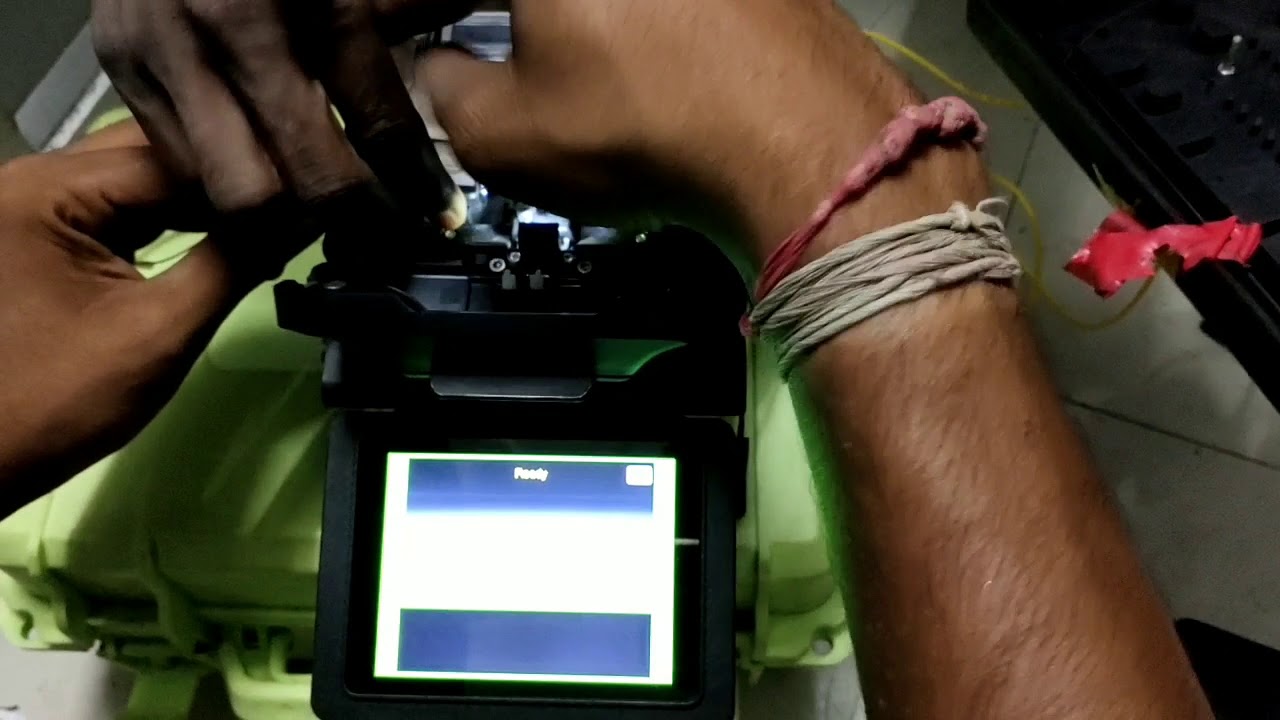 How to splashing the fiber optical cable - YouTube