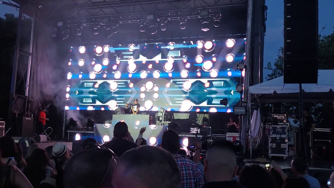 Bad Boy Bill at the 2019 Chicago Cuban Festival part 4. - YouTube