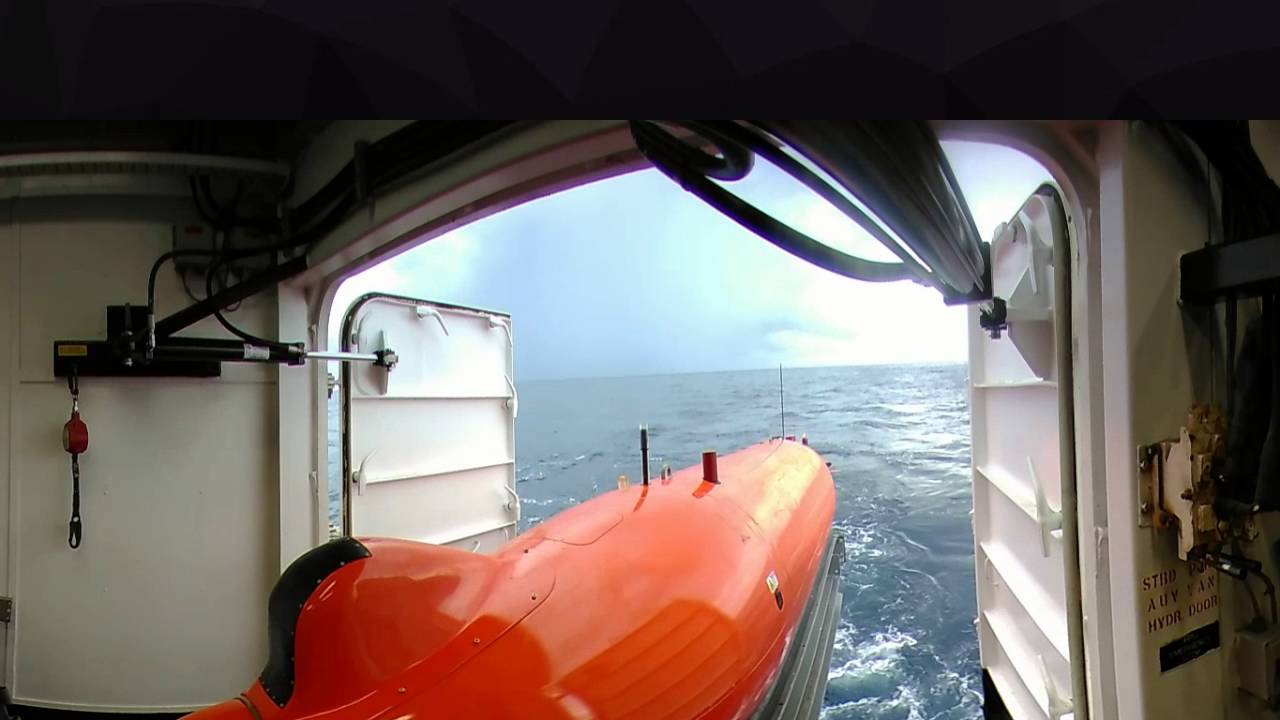 AUV Launch 360 View - YouTube