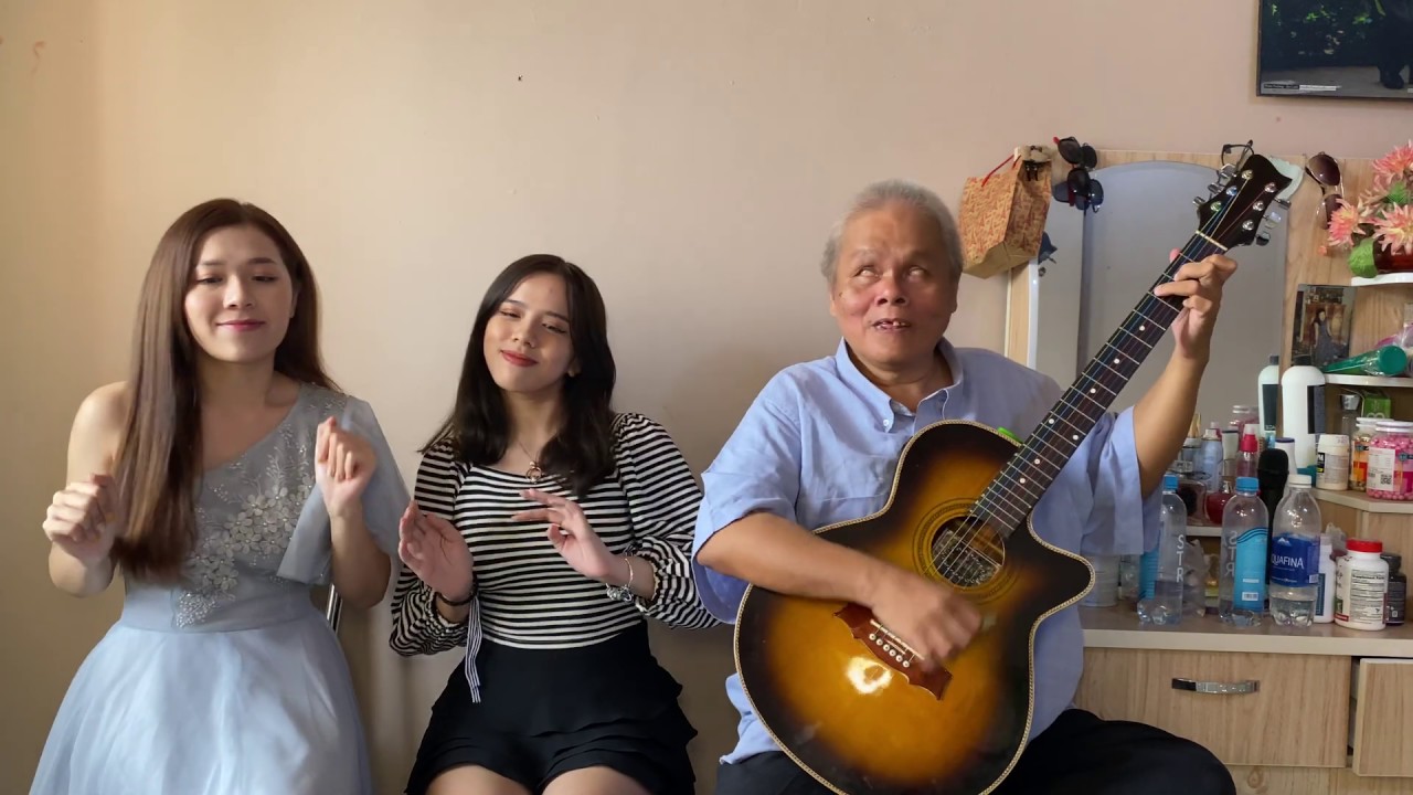 Jingle Bell Guitar Cover | Kiều Oanh & Mina Phan | Thanh Điền Guitar ...