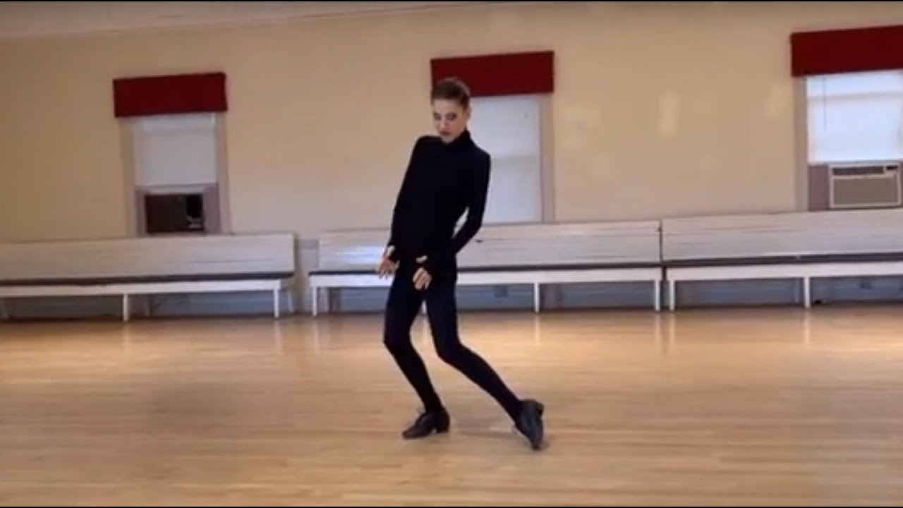 How to Dance a Change of Direction in Foxtrot - YouTube