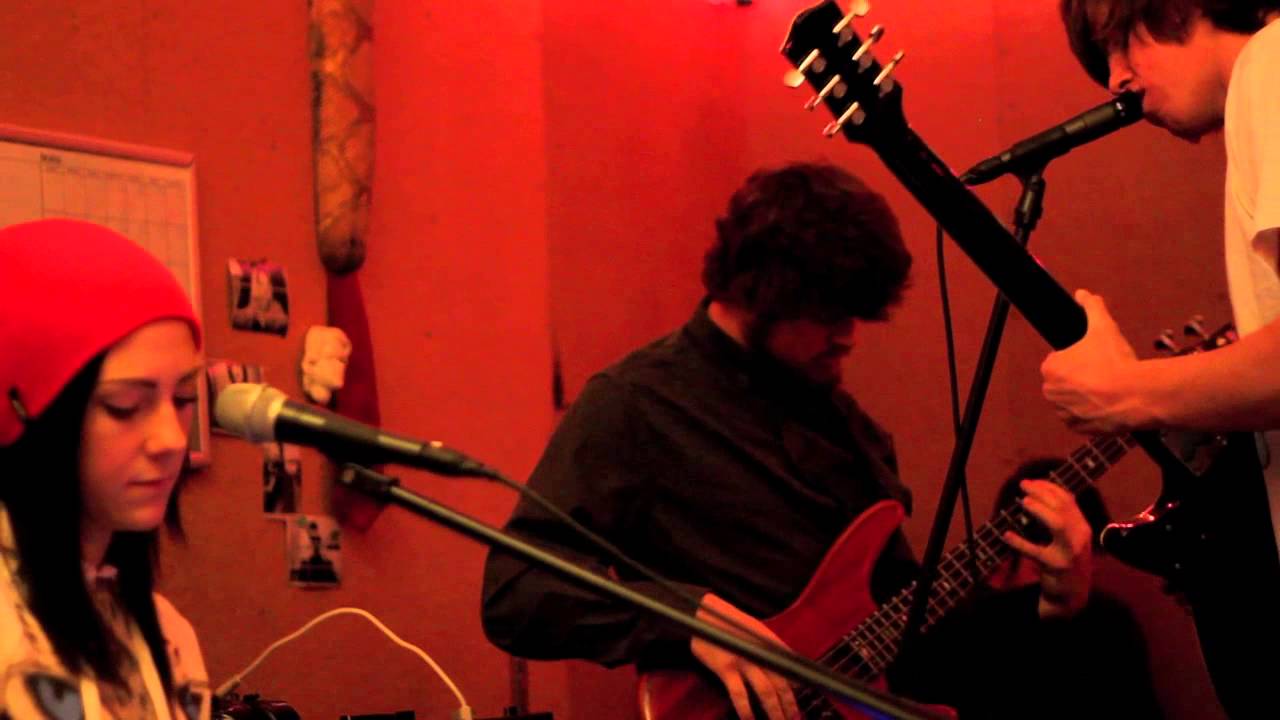 Spero Christmas song (Carol of the Bells) - YouTube