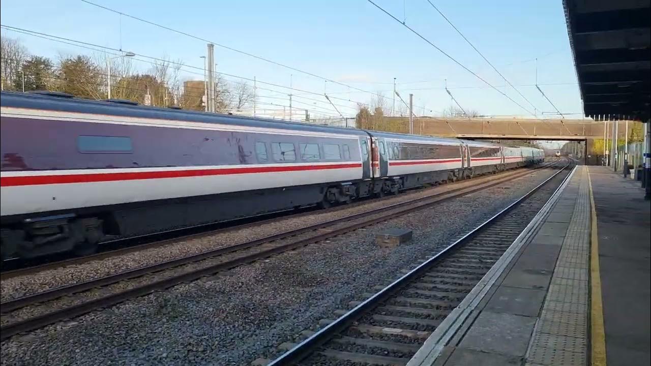 LNER Intercity 225. 82225 and 91130 and Azuma 800206 passing Huntingdon in 2023 - YouTube