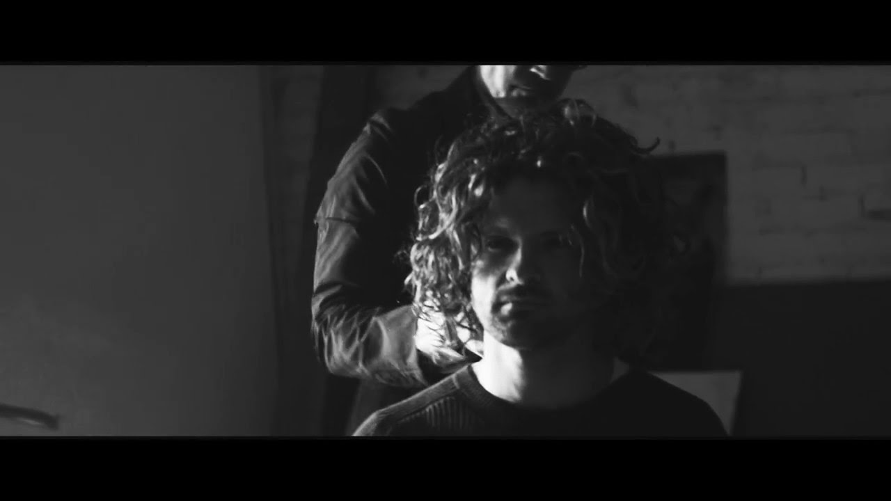 V76 by Vaughn - YouTube