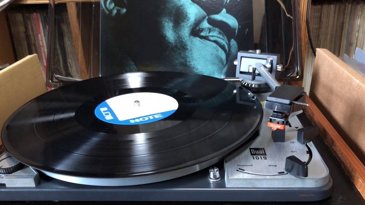 Shure Realistic RXT5 - YouTube