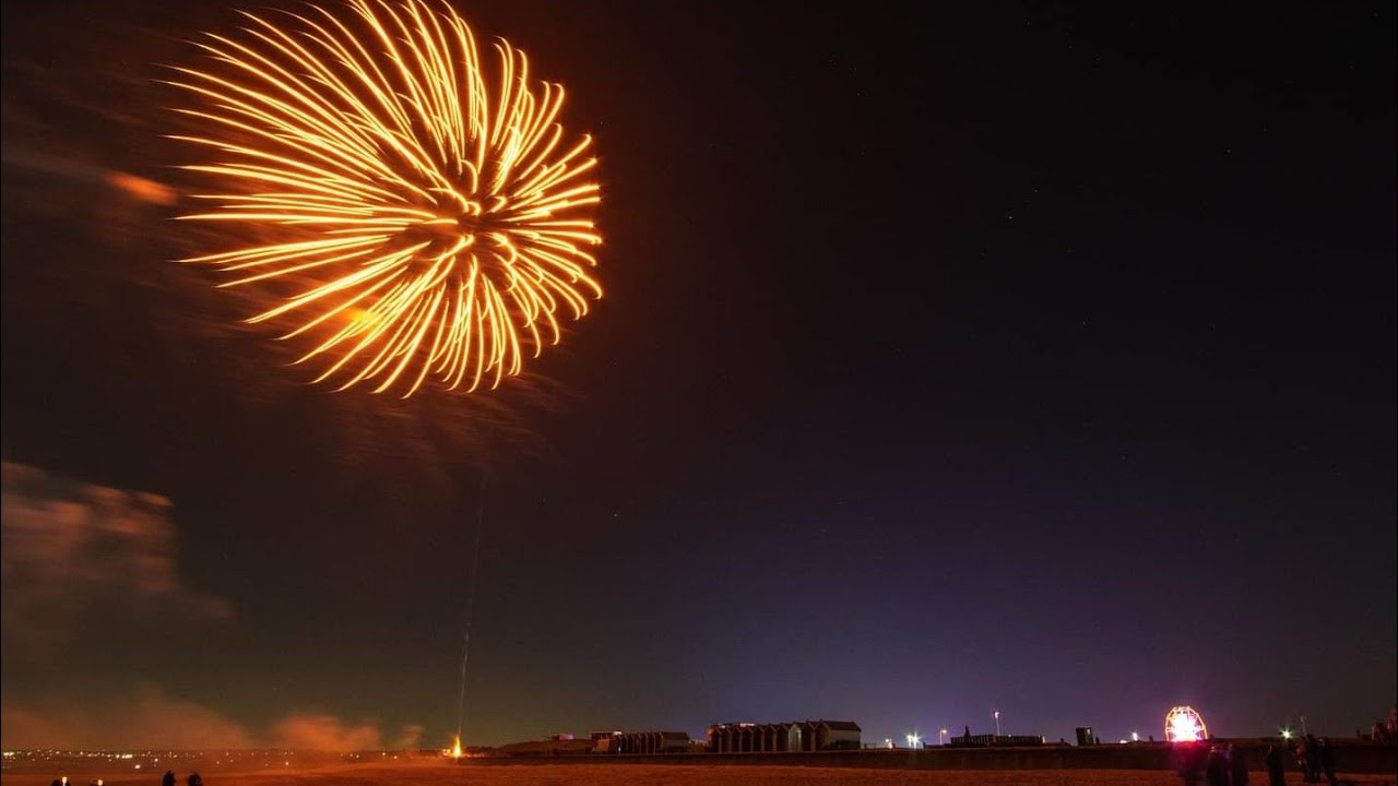 BLYTH FIREWORKS DISPLAY NOVEMBER 2022 - YouTube