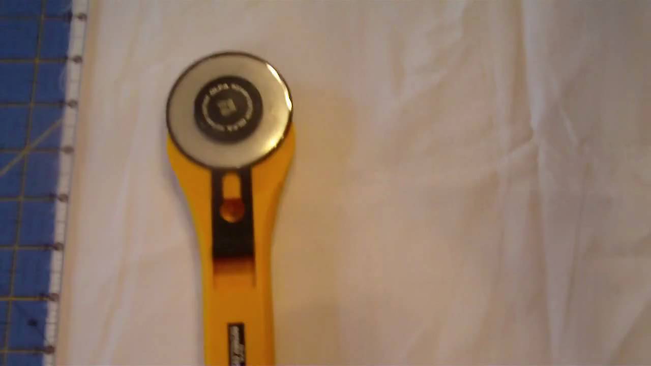 How to Rotary Cut Fabric - YouTube